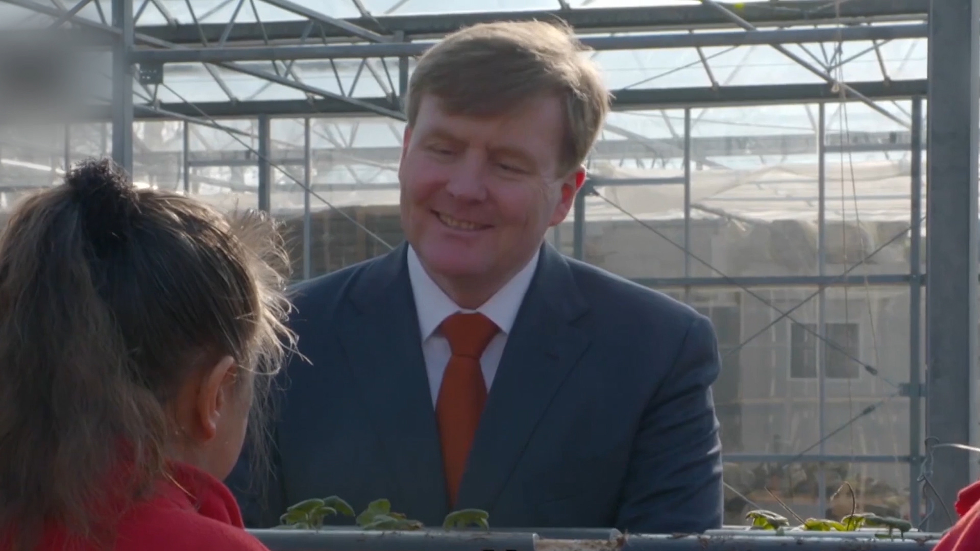 LuckyTV. Uw dagelijkse mediarevolte na De Wereld Draait Door. Bekijk ...